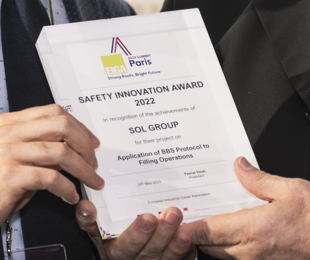 Call for Safety Innovation Award 2023 is now open! - "mechanical handling" - EIGA : European ...